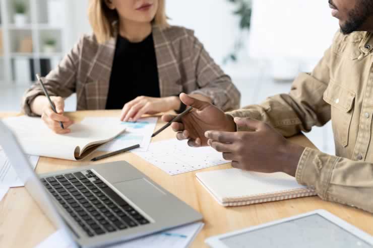 How to Create a Customer Spotlight Story